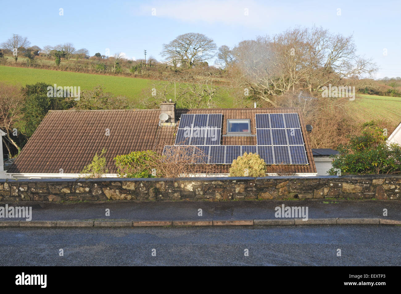 Cornwall house hi-res stock photography and images - Alamy