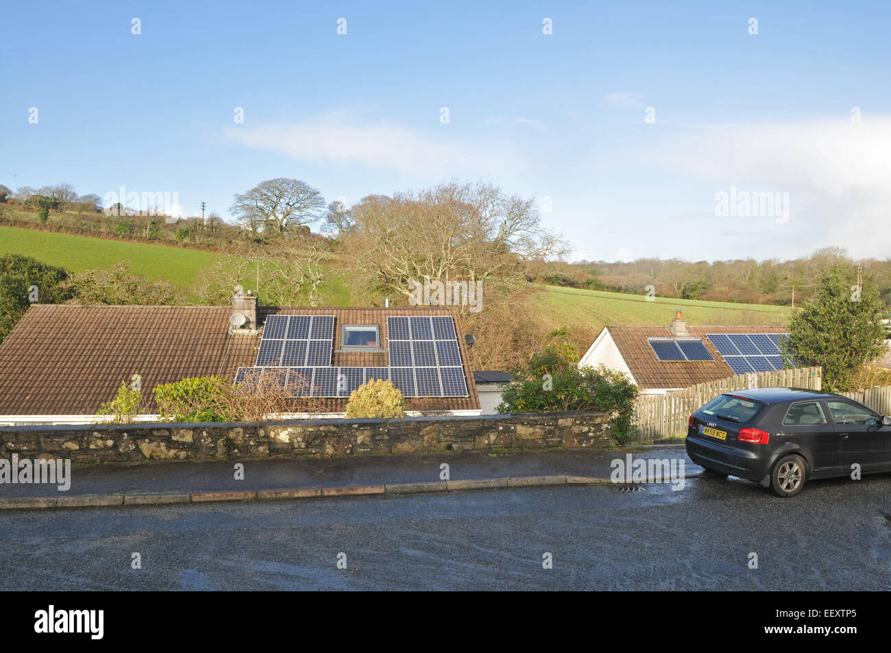 Solar panels countryside hi-res stock photography and images - Alamy