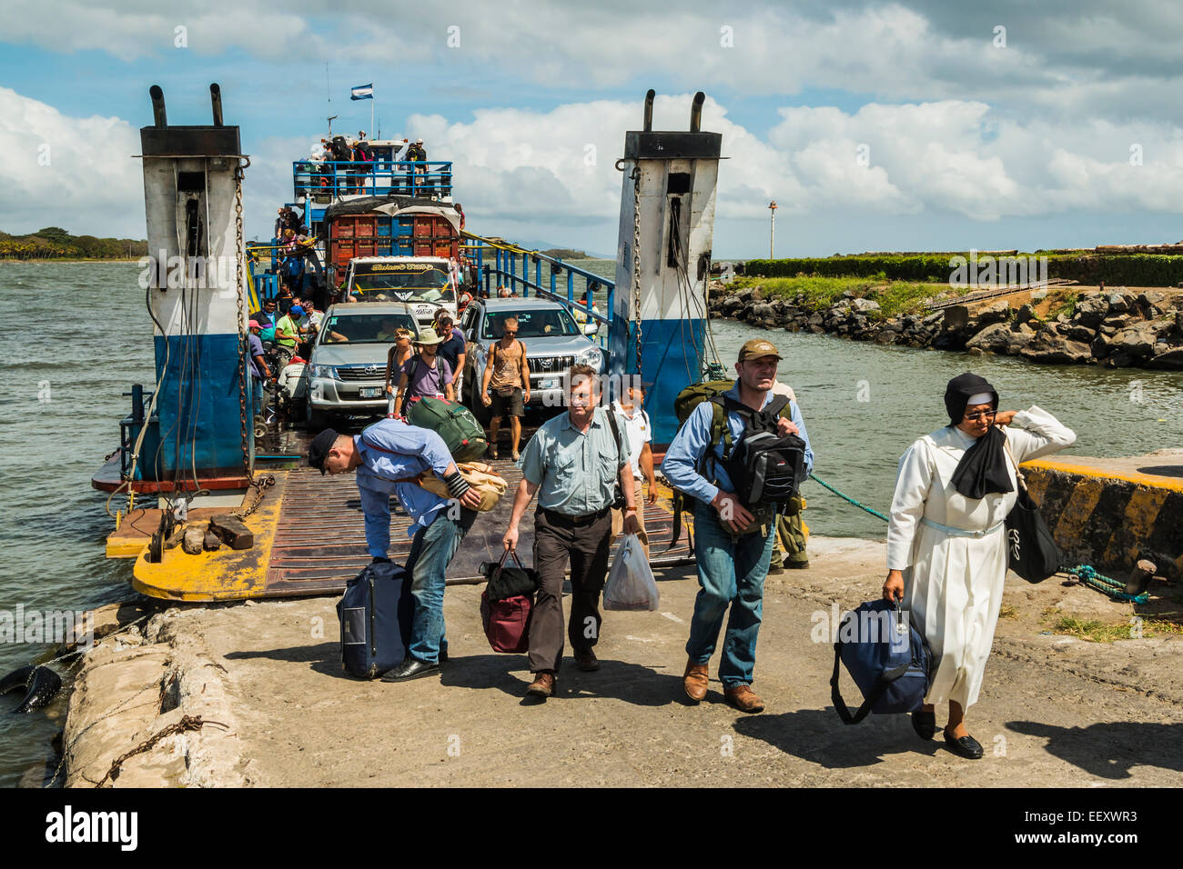 Busy ferry terminal hi-res stock photography and images - Alamy