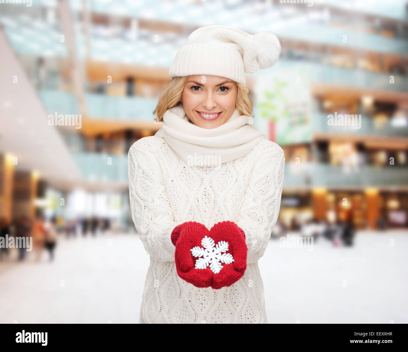 Supermarket winter wear hi-res stock photography and images - Alamy