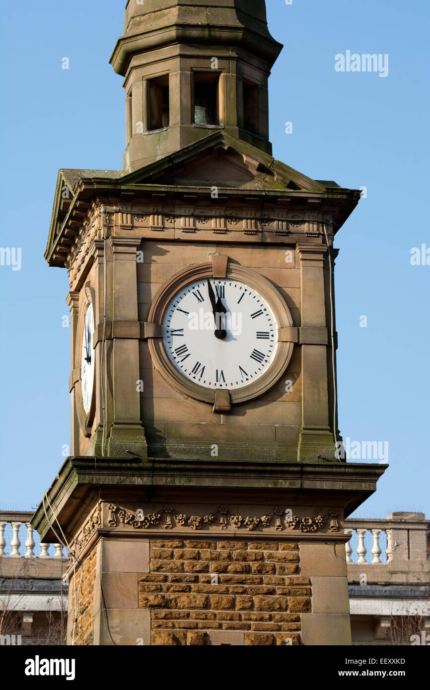 Rugby town centre warwickshire hi-res stock photography and images - Alamy