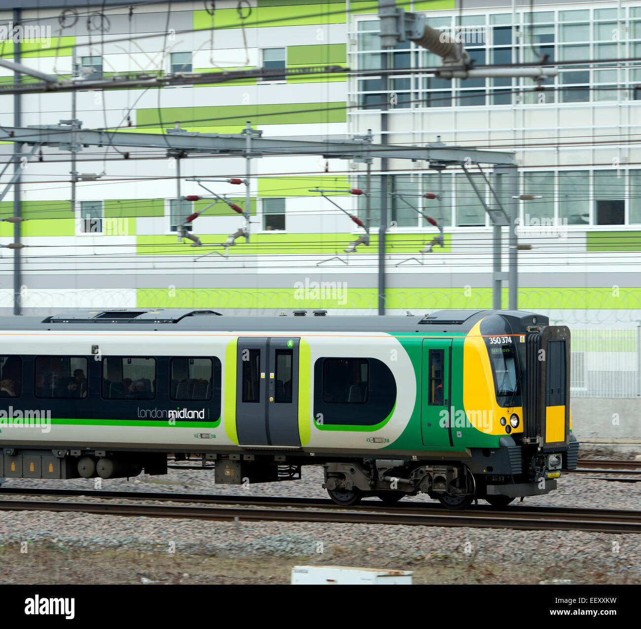 Railway train uk side view hi-res stock photography and images - Alamy