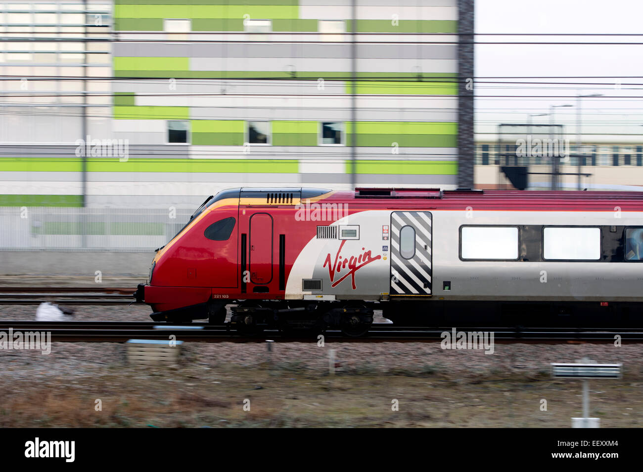Train side view speed uk hi-res stock photography and images - Alamy