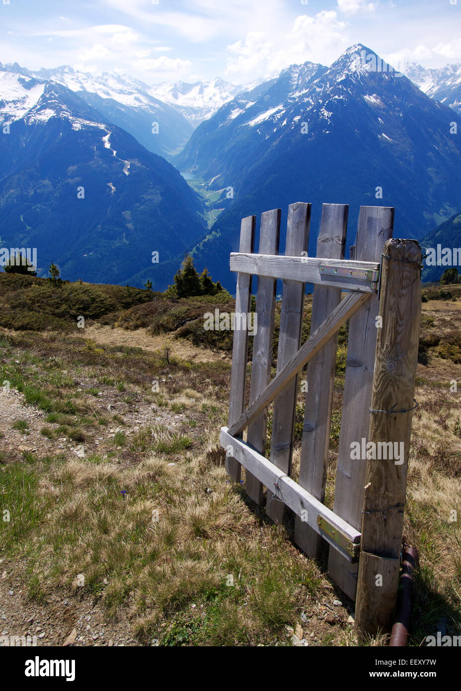 Gateway to the world hi-res stock photography and images - Alamy