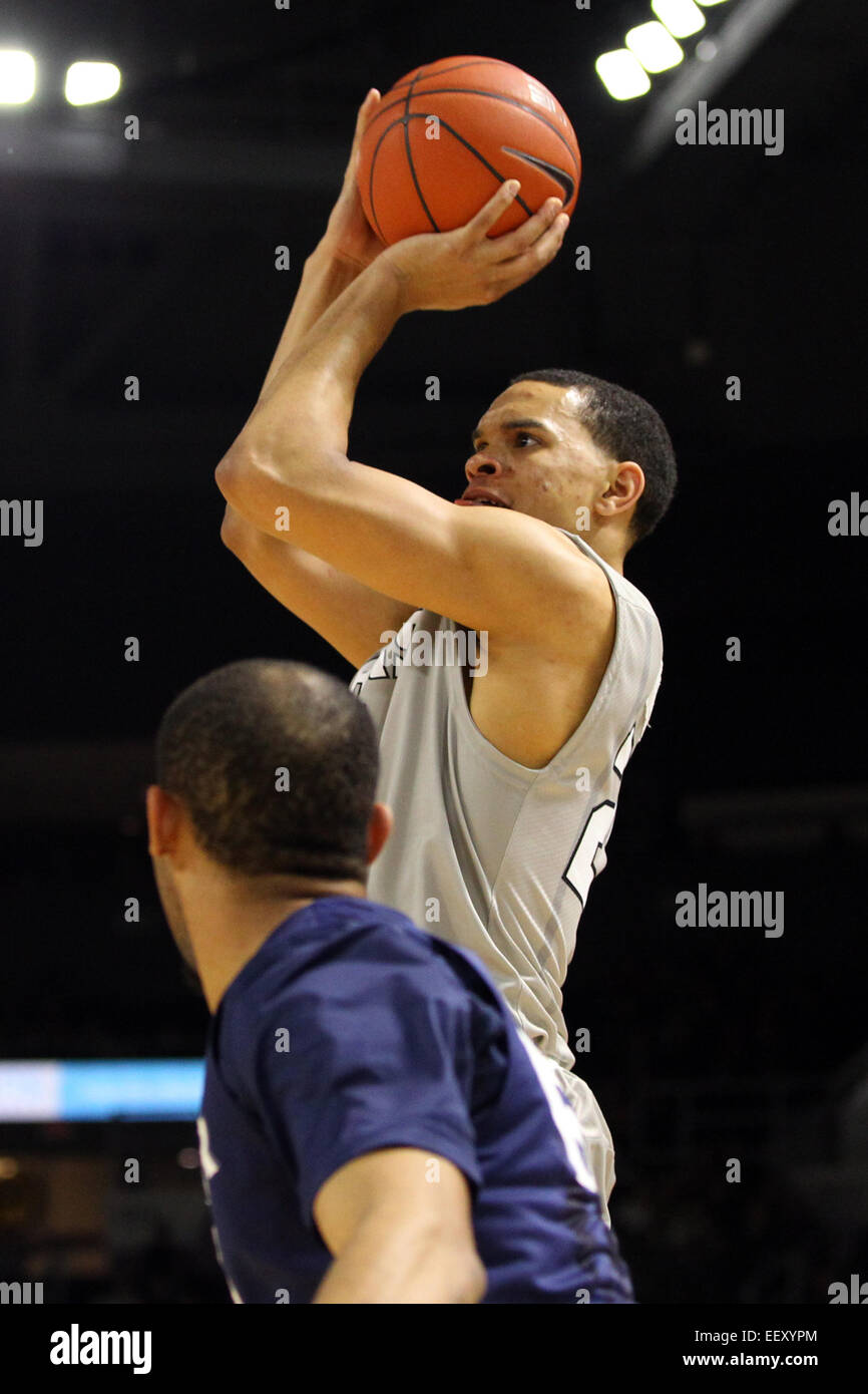 January 22, 2015: Providence Friars forward Tyler Harris (25) shoots ...