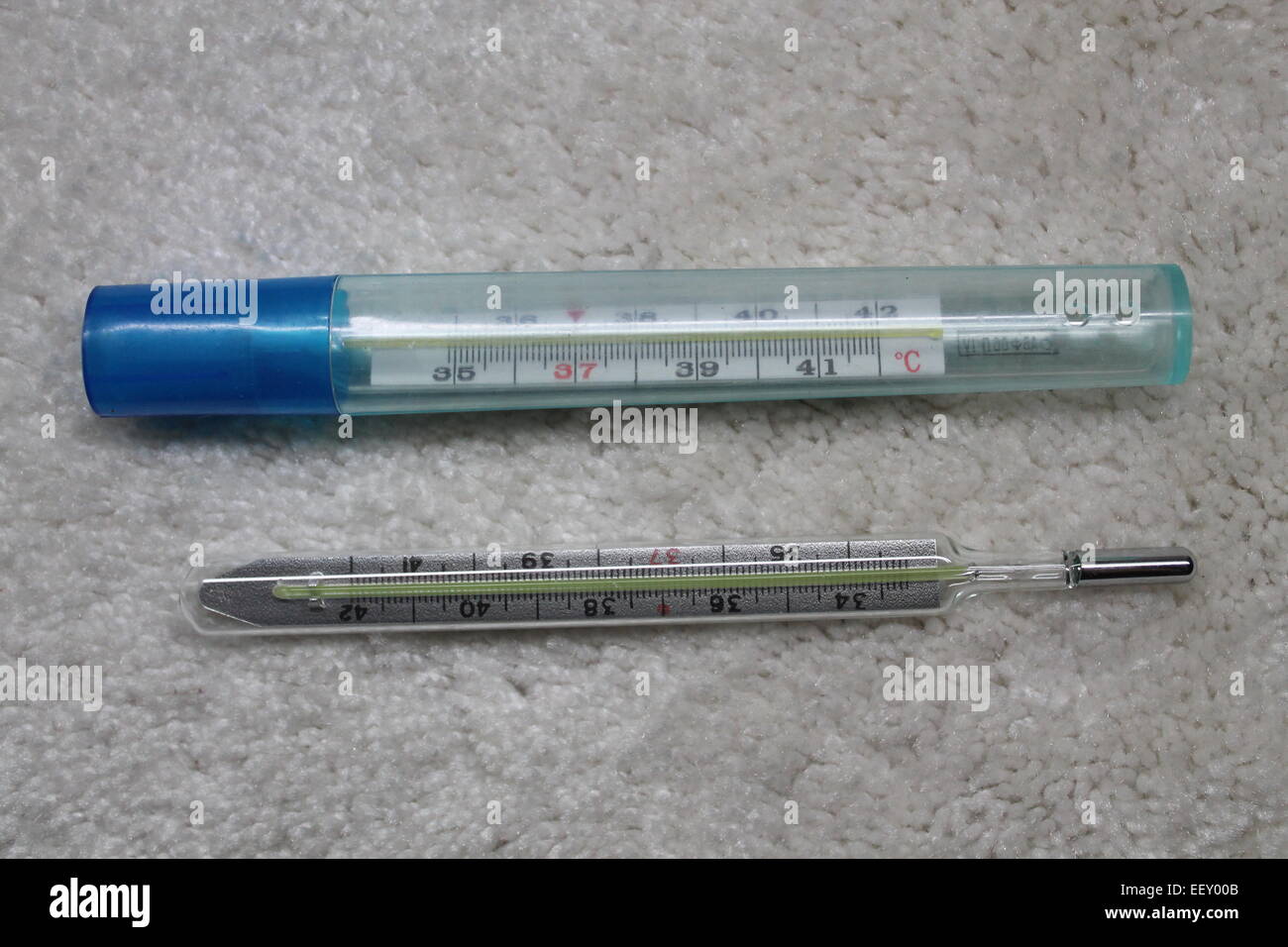 Old thermometer with silver mercury hi-res stock photography and images ...