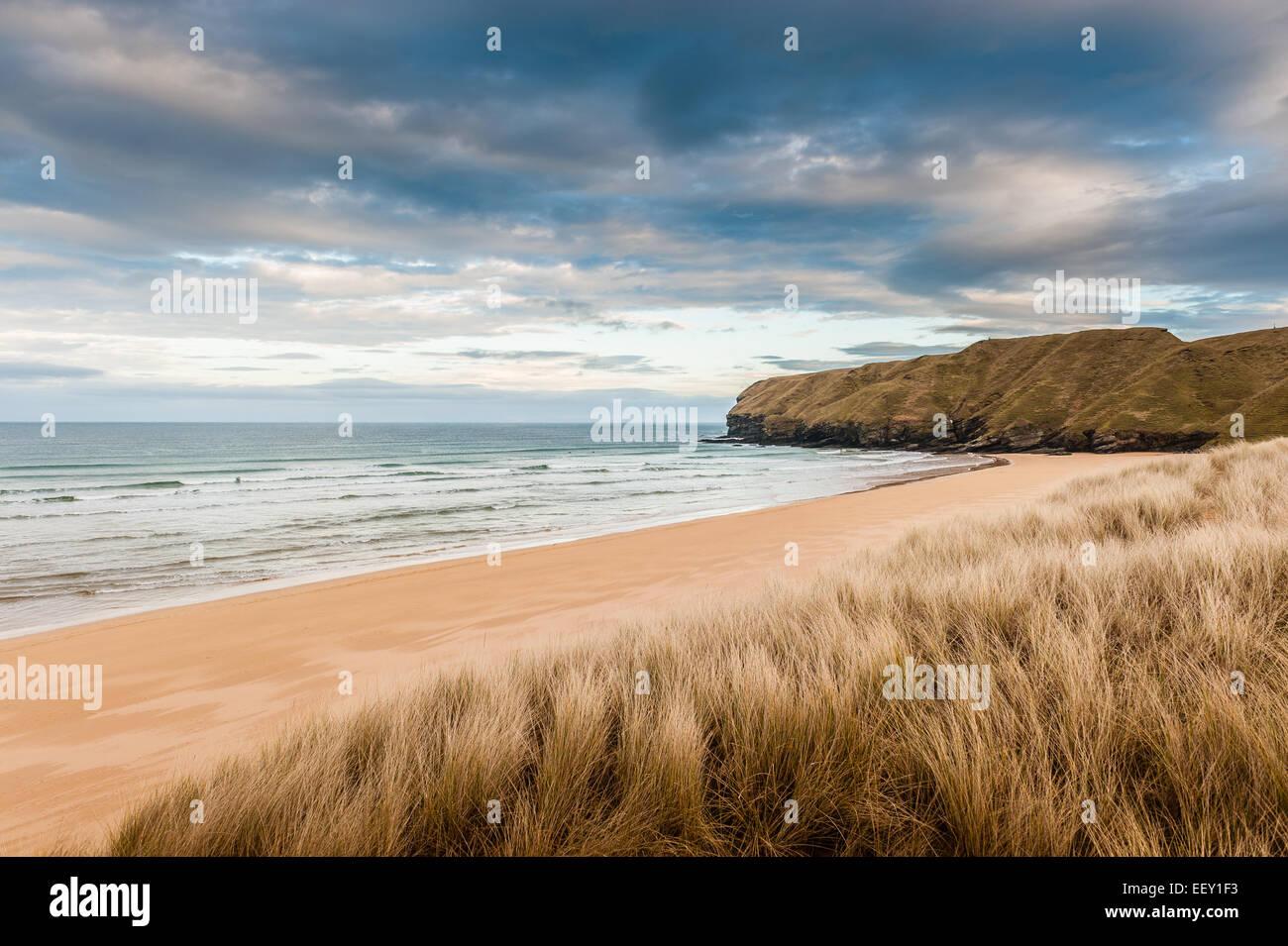 The secluded Strathy Bay beach in the north of Scotland Stock Photo - Alamy