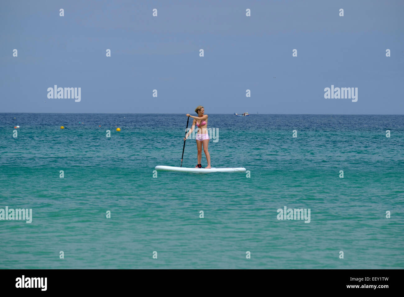 Paddle board destination hi-res stock photography and images - Alamy