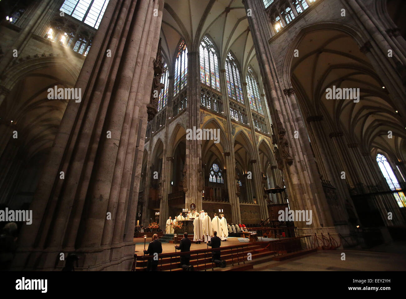Cologne, Germany. 22nd Jan, 2015. Believers of Catholic faith celebrate ...