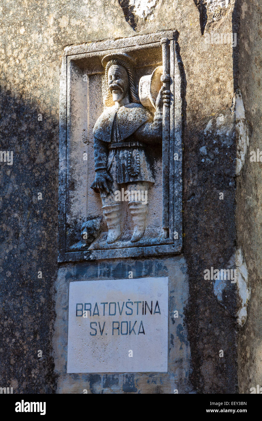 Old carved stone street sign hi-res stock photography and images - Alamy