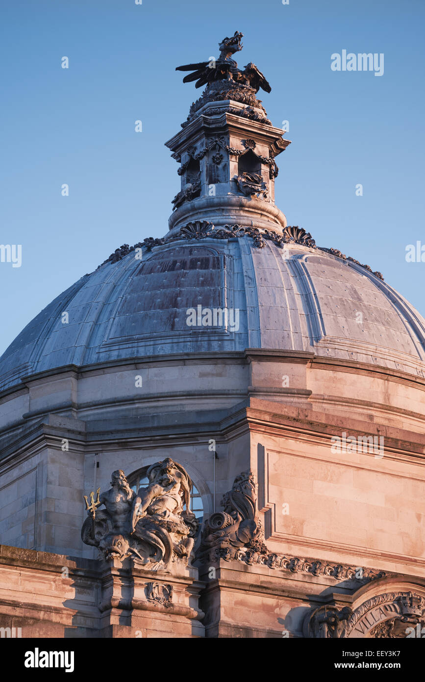 The dome and dragon of Cardiff City's City Hall in the center of town ...
