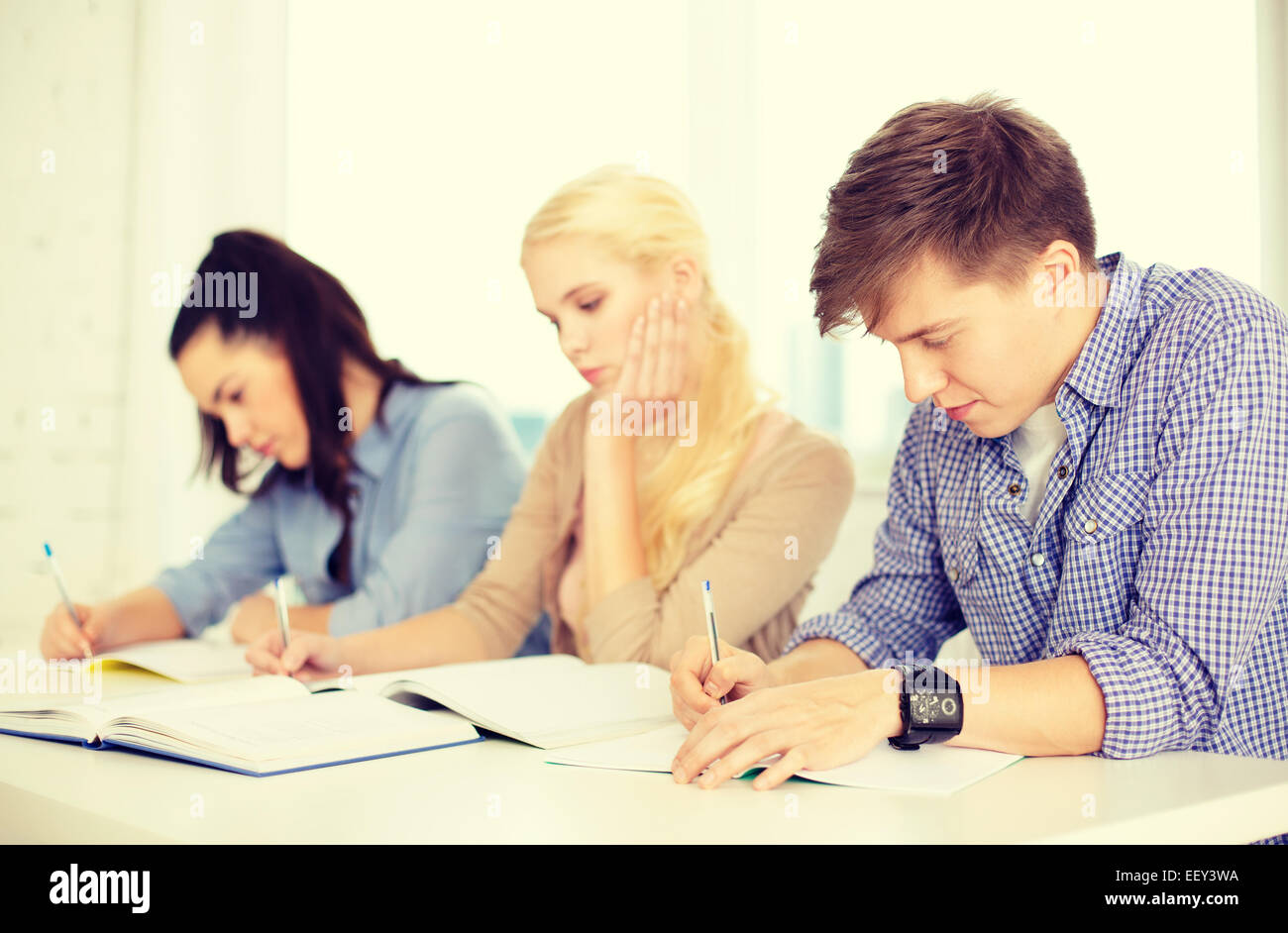 Tired students hi-res stock photography and images - Alamy