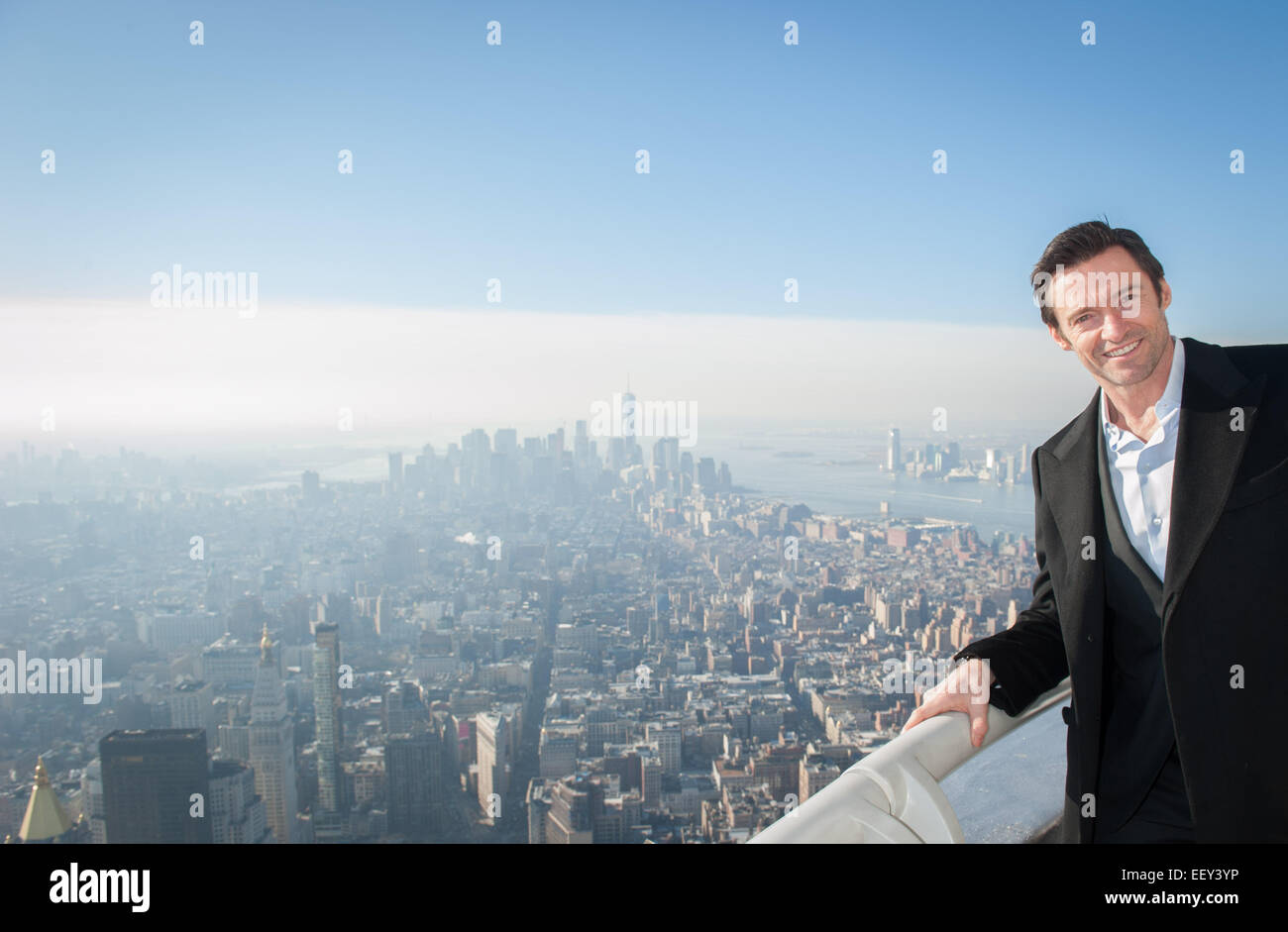 Manhattan, New York, USA. 23rd Jan, 2015. HUGH JACKMAN lights the ...