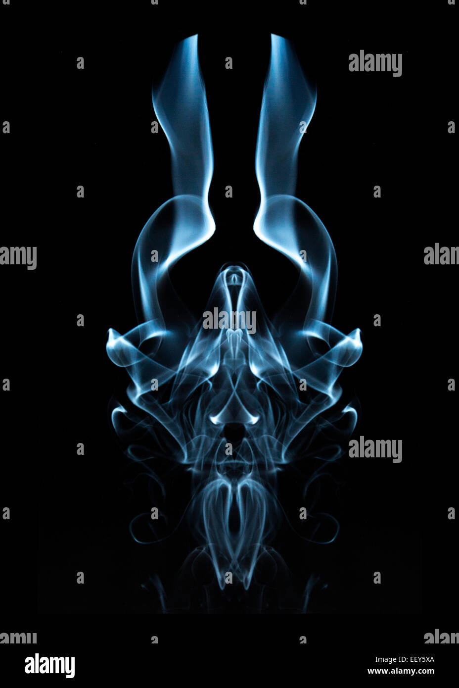 Smoke images hi-res stock photography and images - Alamy