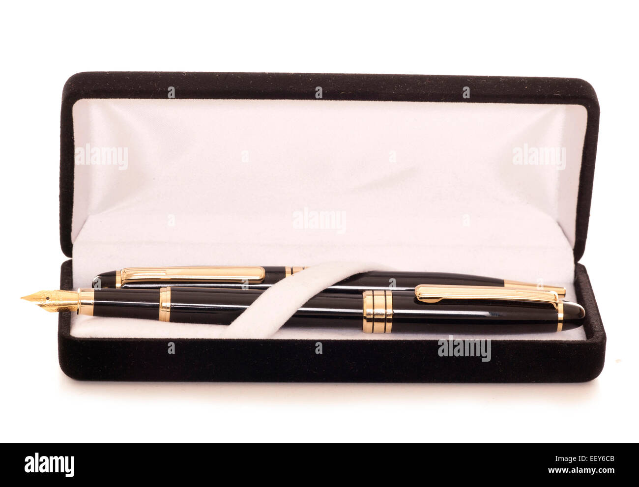 Two fountain pens hi-res stock photography and images - Alamy