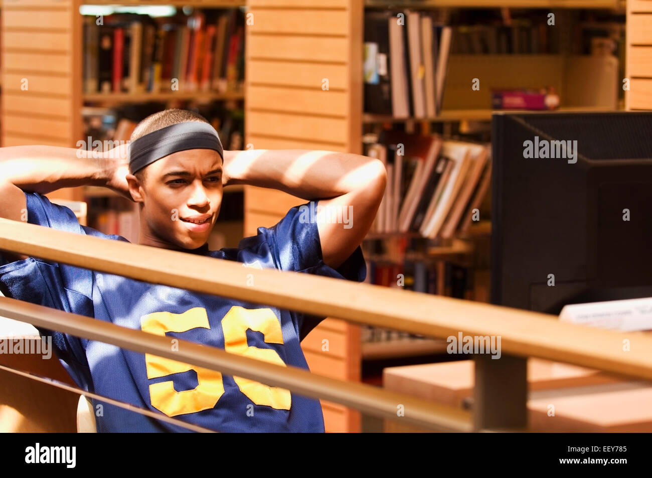 Computer workstations hi-res stock photography and images - Alamy