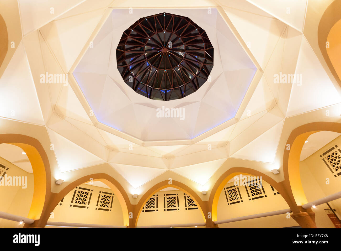 Al kout mall kuwait hi-res stock photography and images - Alamy