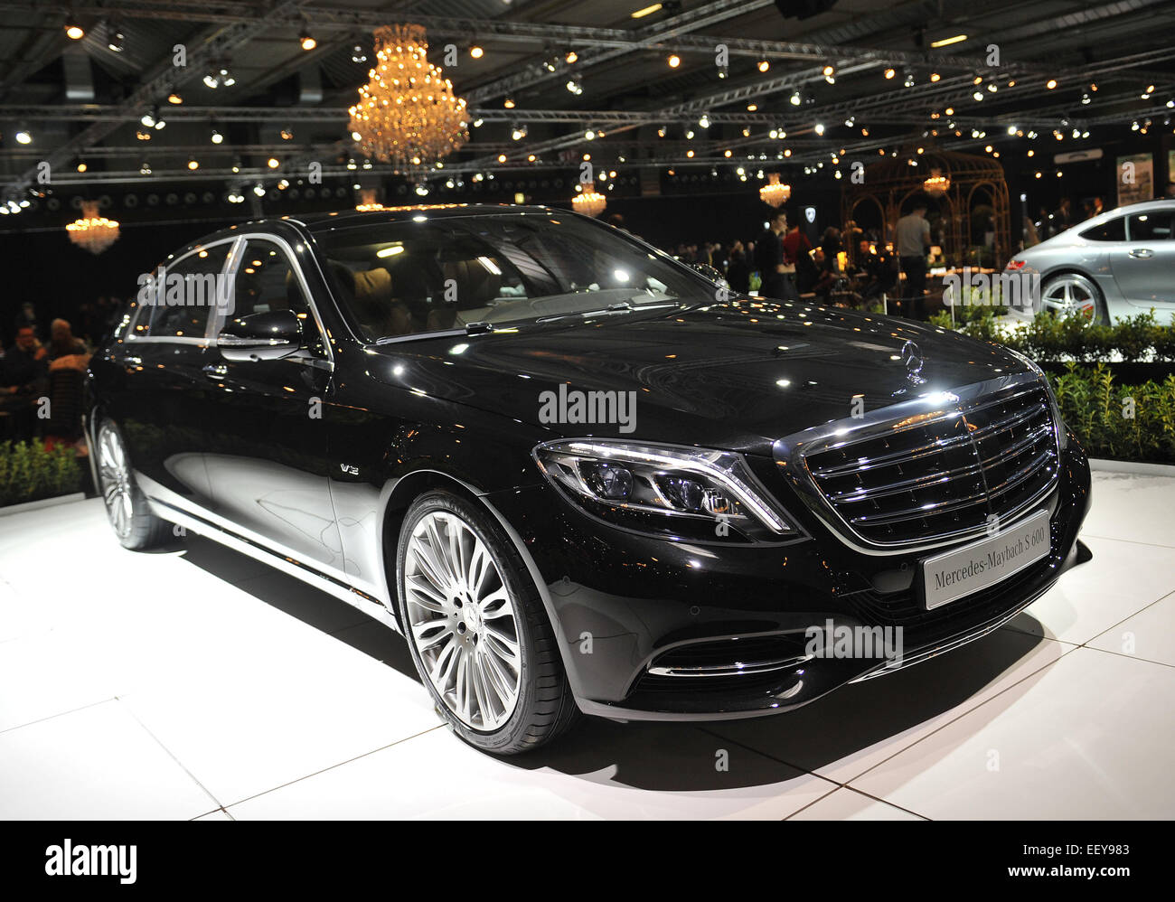Mercedes maybach hi-res stock photography and images - Alamy
