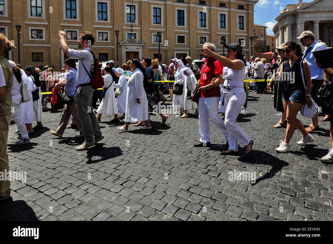 Assembly outside the St. Peter's Basilica square, Rome Italy Stock ...