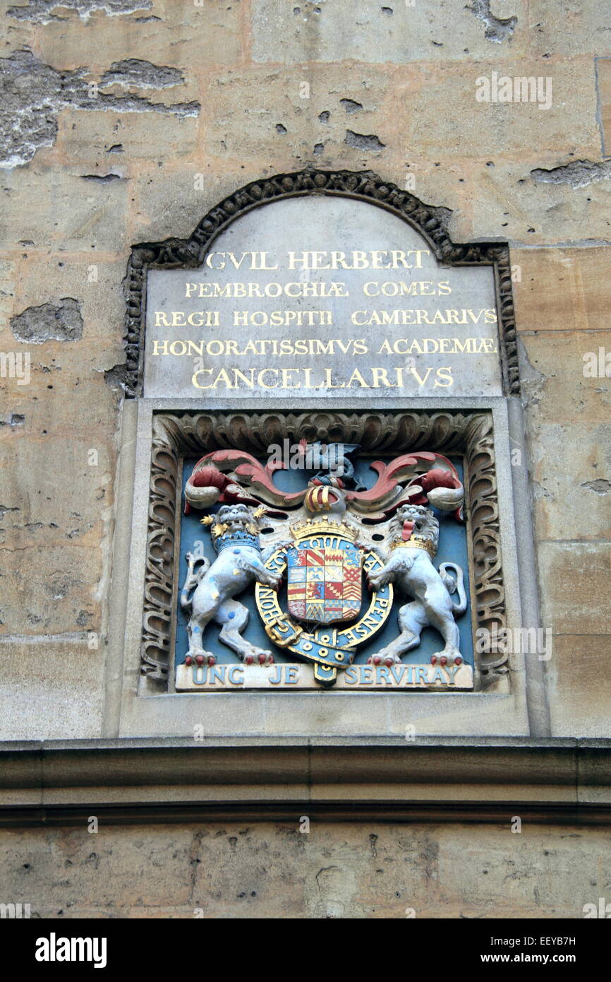 Earl of oxford crest hi-res stock photography and images - Alamy