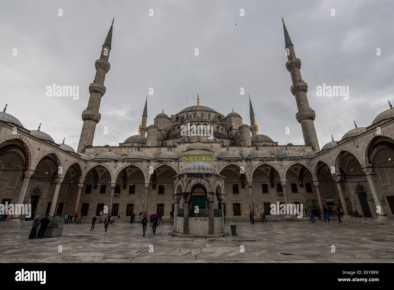 Mosque arabic hi-res stock photography and images - Alamy