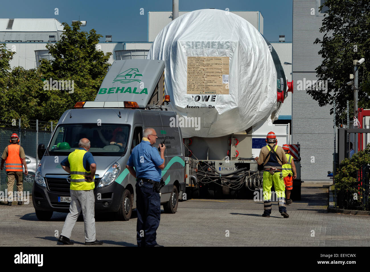 Berlin, Germany, low loader transports a 500-ton power plant gas ...