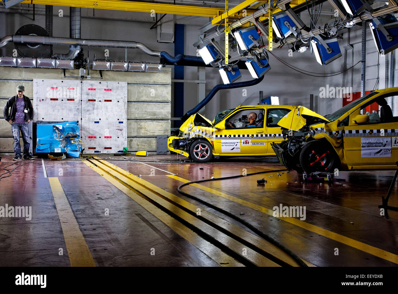 Car crash test dummy hi-res stock photography and images - Alamy