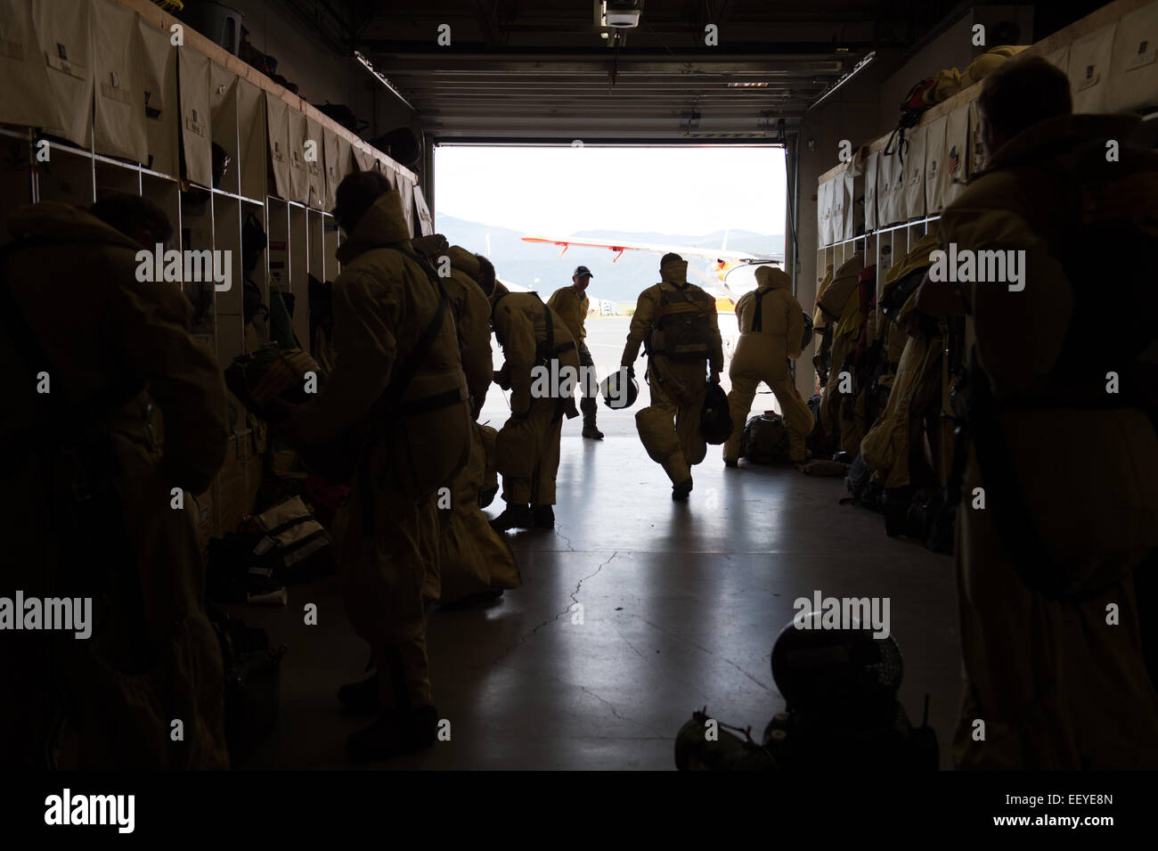 Smokejumper jumping hi-res stock photography and images - Alamy