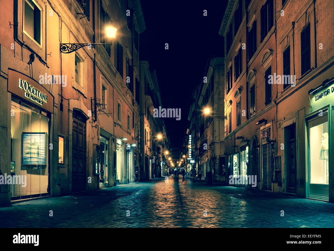 Stores rome hi-res stock photography and images - Alamy