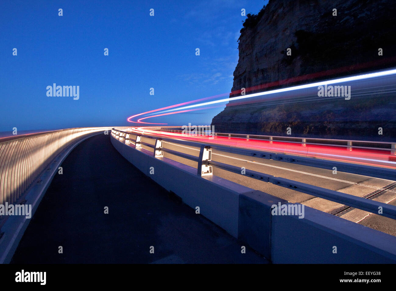 Car traffic crossing bridge hi-res stock photography and images - Alamy