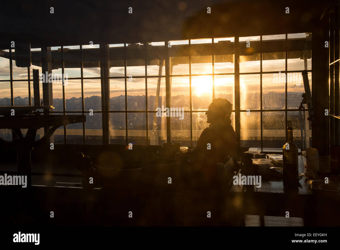 Dr m sanjayan hi-res stock photography and images - Alamy