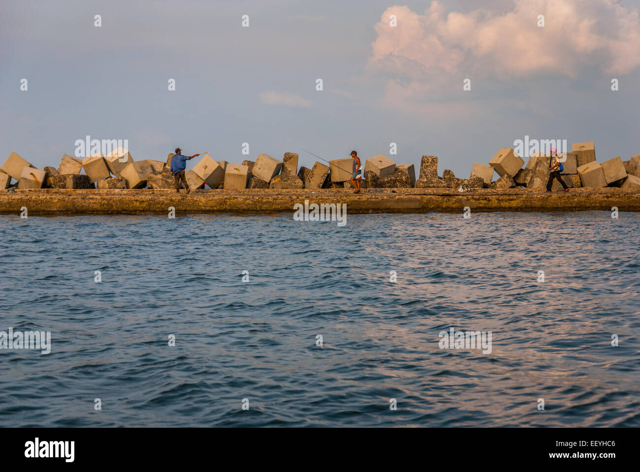 Port basin hi-res stock photography and images - Alamy