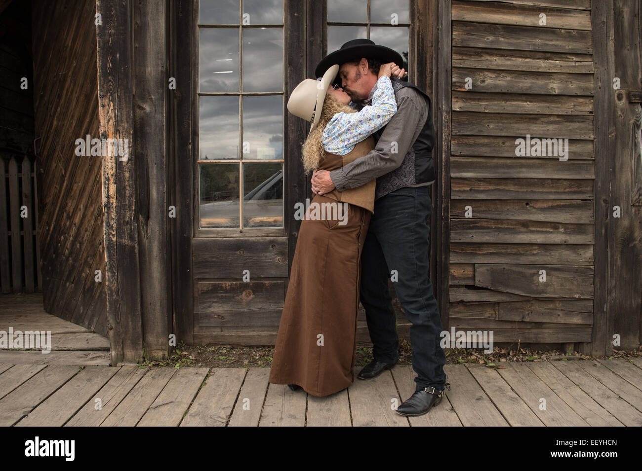 Anthony “Curly Two Guns” Pratt and his wife Judy “Curly Montana ...