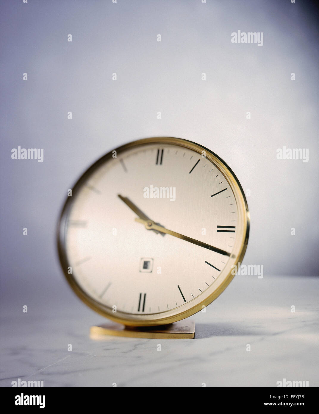 Analogue time display hi-res stock photography and images - Alamy