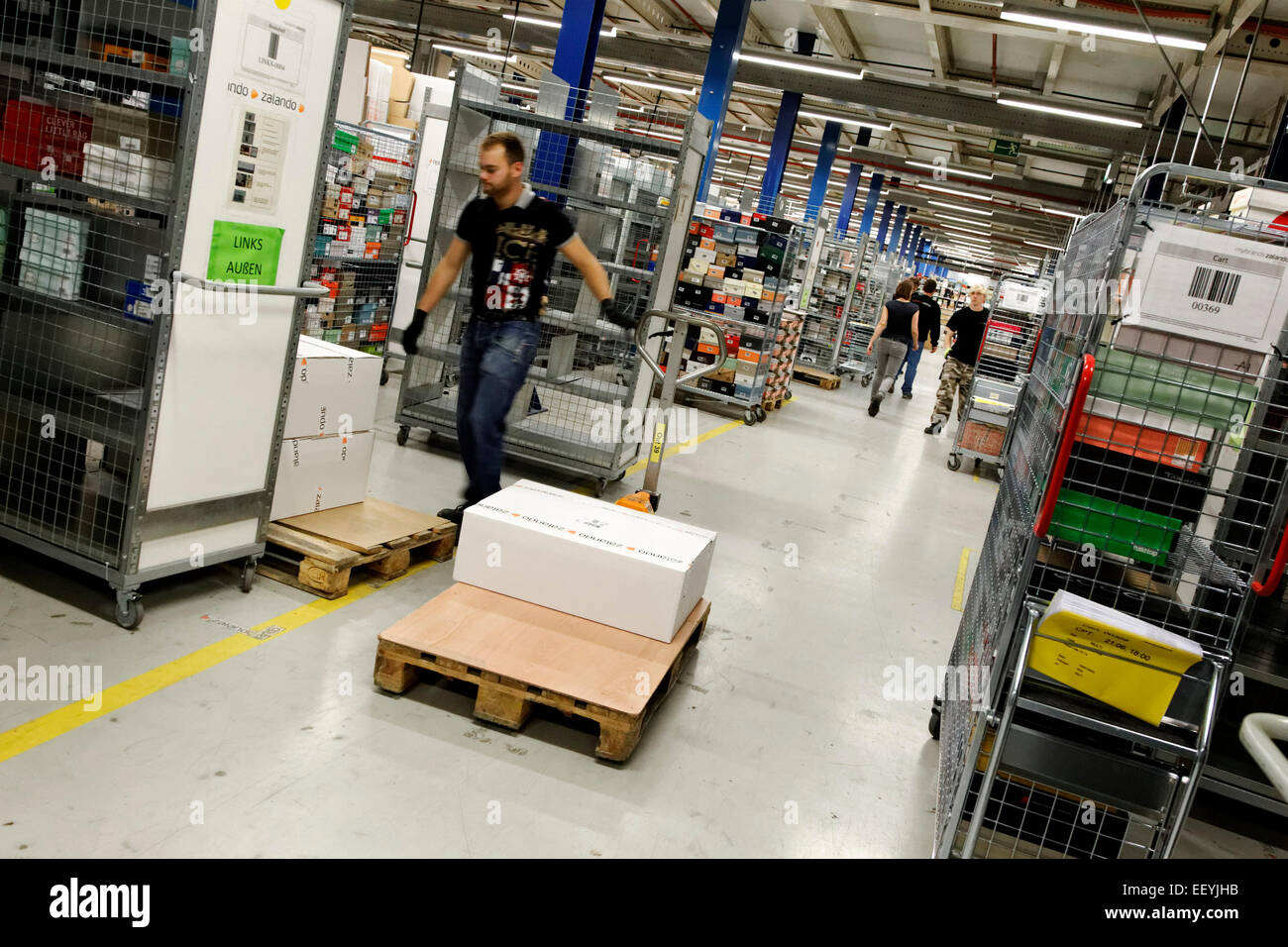 Zalando logistics center Brieselang Stock Photo - Alamy