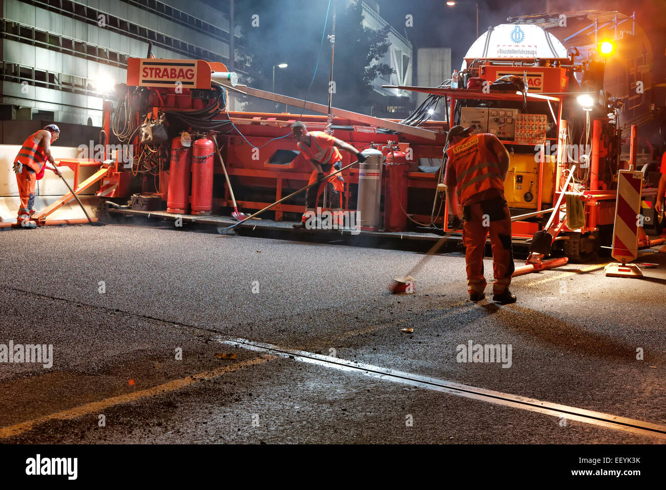 Highway construction site at night Stock Photo - Alamy