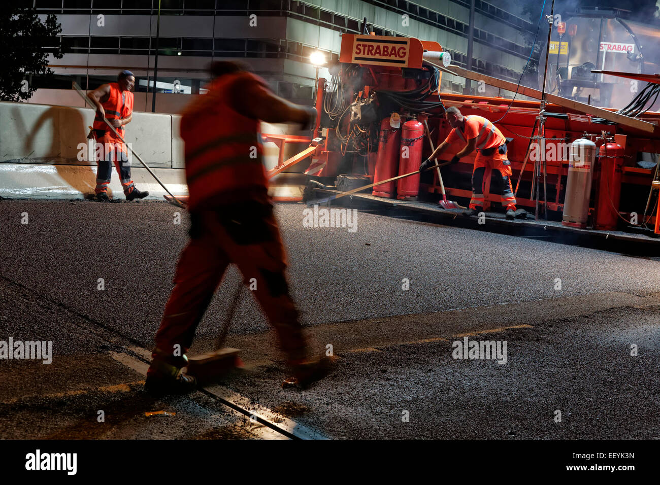 Highway construction site at night Stock Photo - Alamy
