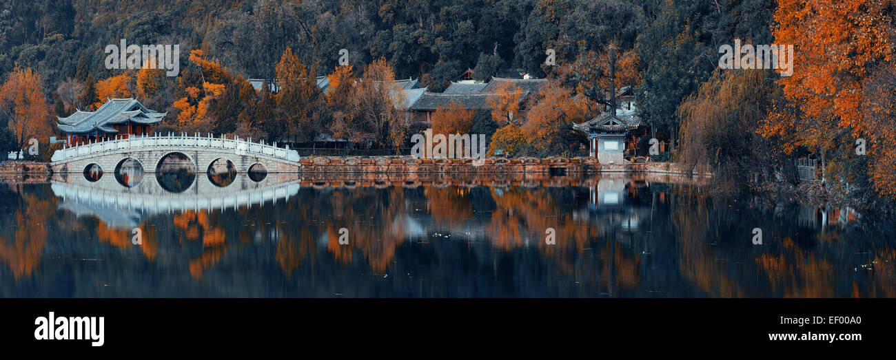 Black Dragon pool in Lijiang, Yunnan, China Stock Photo - Alamy