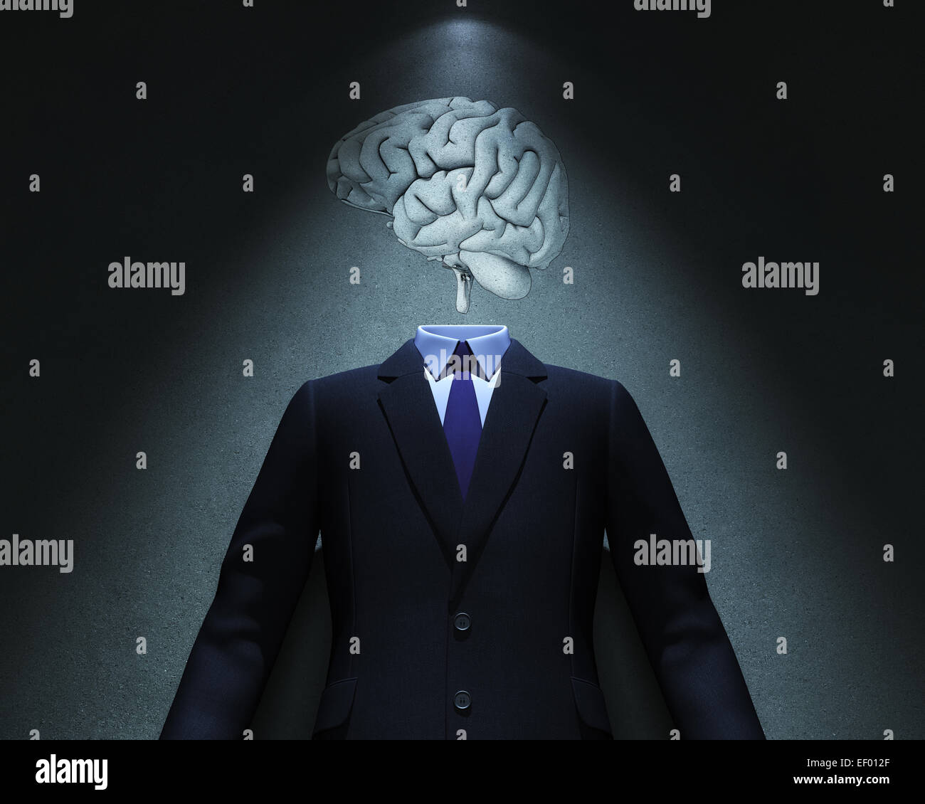 Brain and Suit in spot of light Stock Photo - Alamy