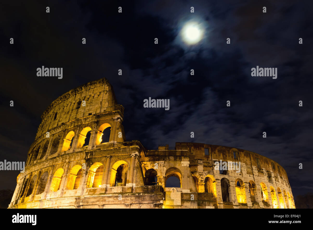 Rome full moon hi-res stock photography and images - Alamy