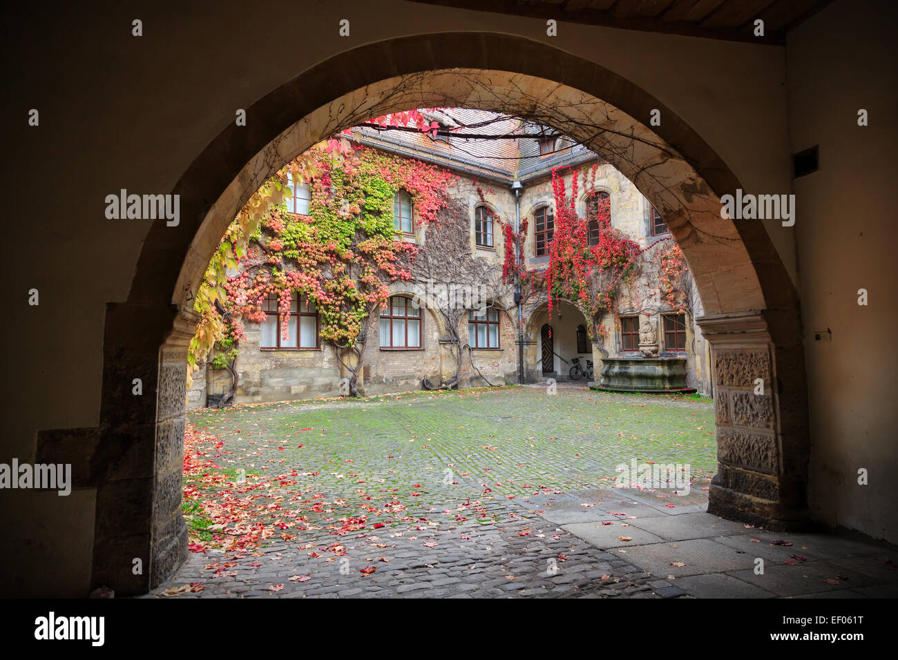 German mansion door hi-res stock photography and images - Alamy
