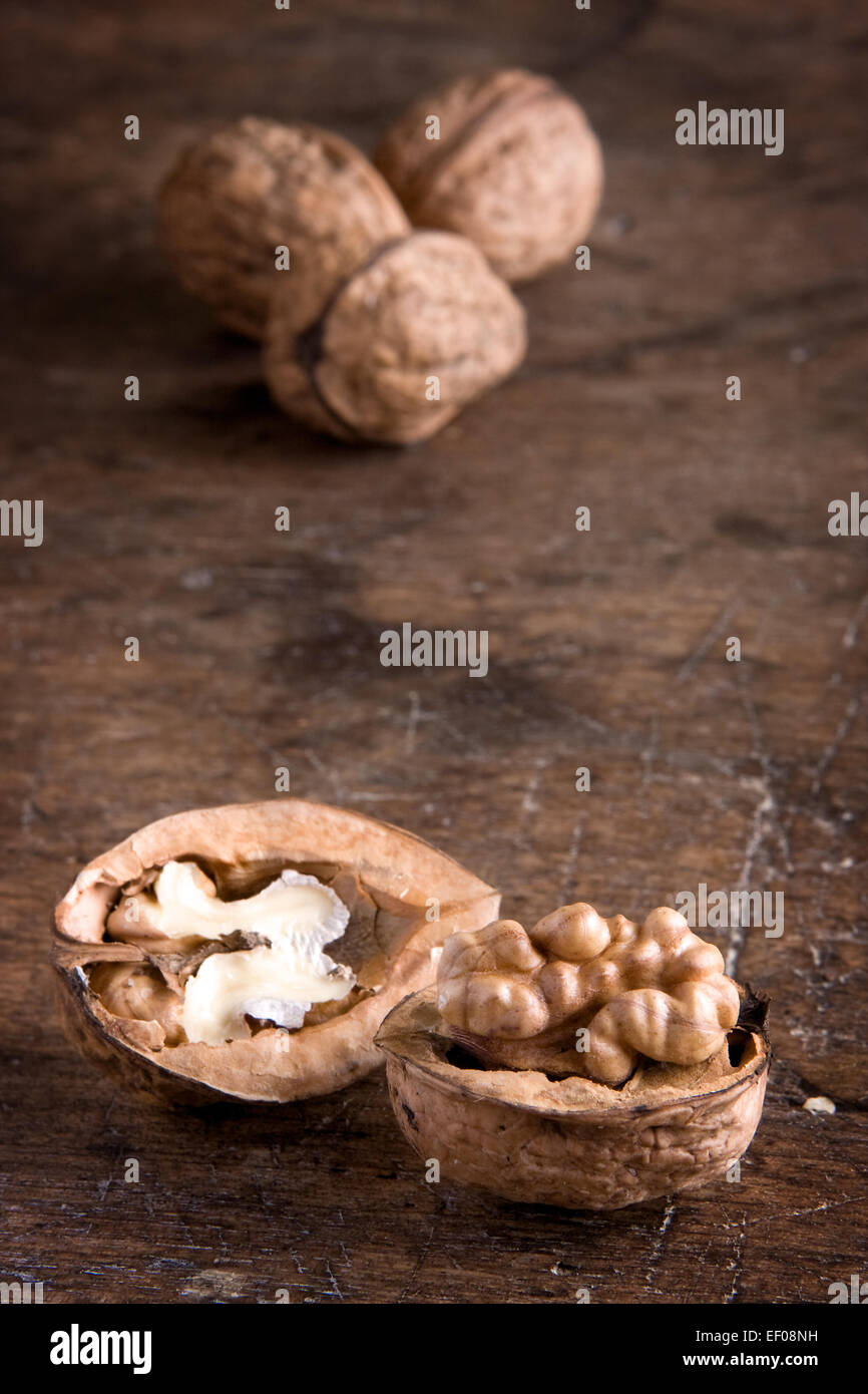 Walnuts closed open nuts hi-res stock photography and images - Alamy