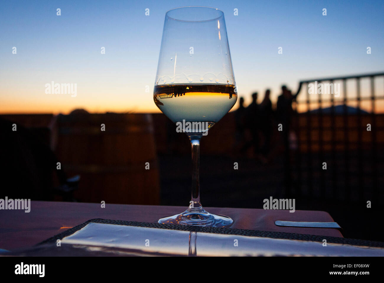 Table at sunset hi-res stock photography and images - Alamy