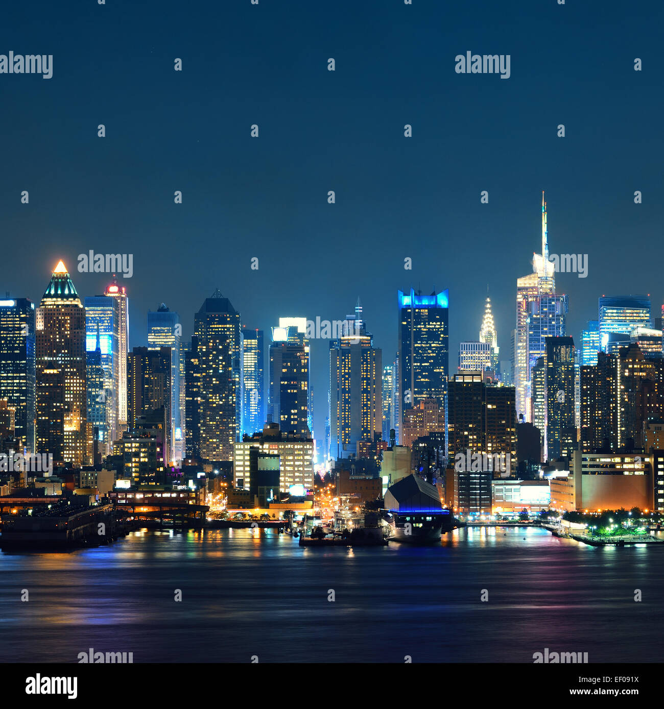 Midtown manhattan skyline hi-res stock photography and images - Alamy