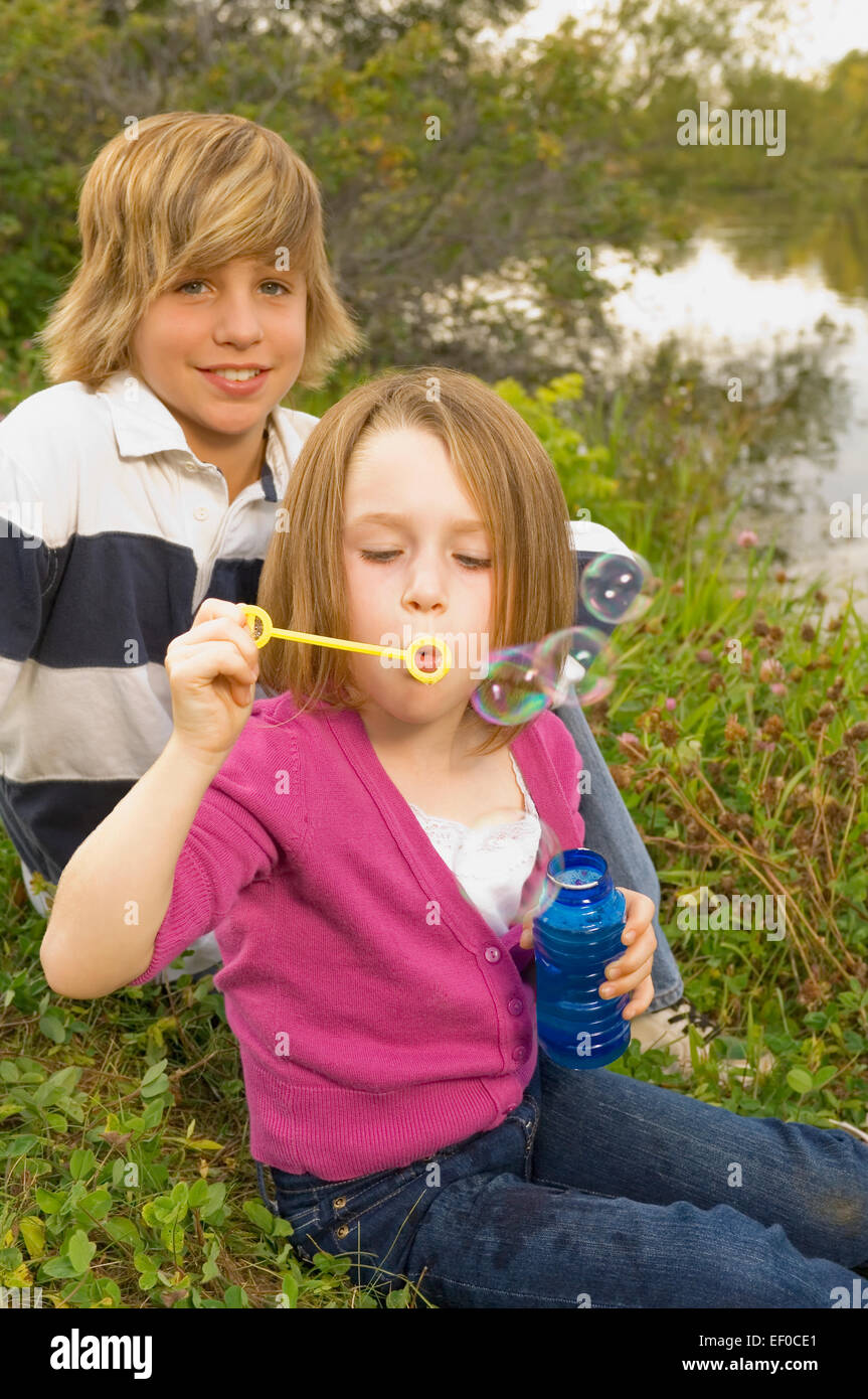 Pink bubble blower hi-res stock photography and images - Alamy