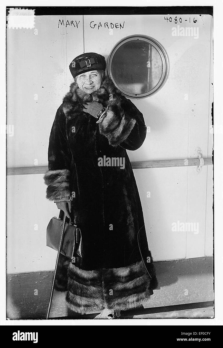 Mary garden hi-res stock photography and images - Alamy