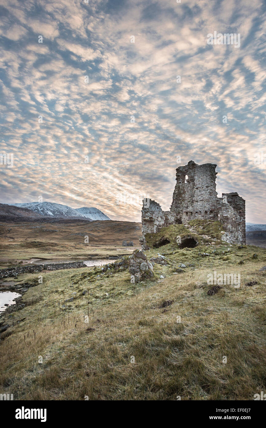Ardvreck Castle on Loch Assynt in Scotland Stock Photo - Alamy