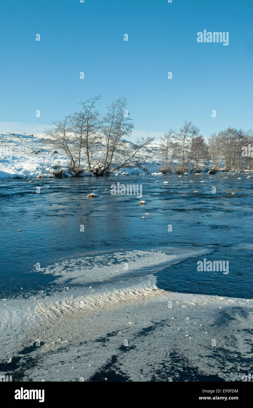 Ice formations on the River Blackwater Stock Photo - Alamy