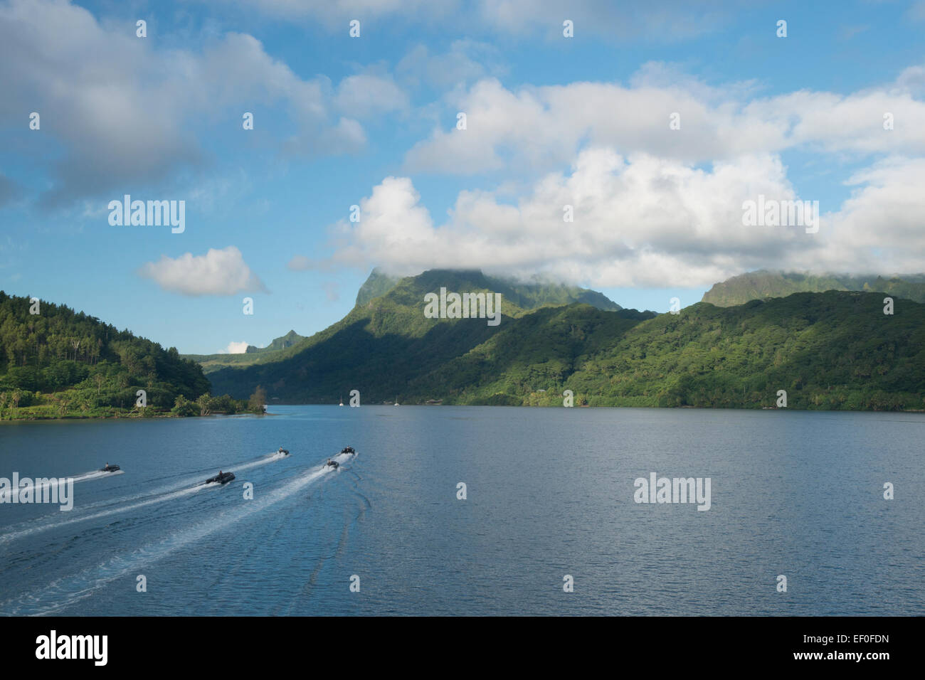 Raiatea river hi-res stock photography and images - Alamy