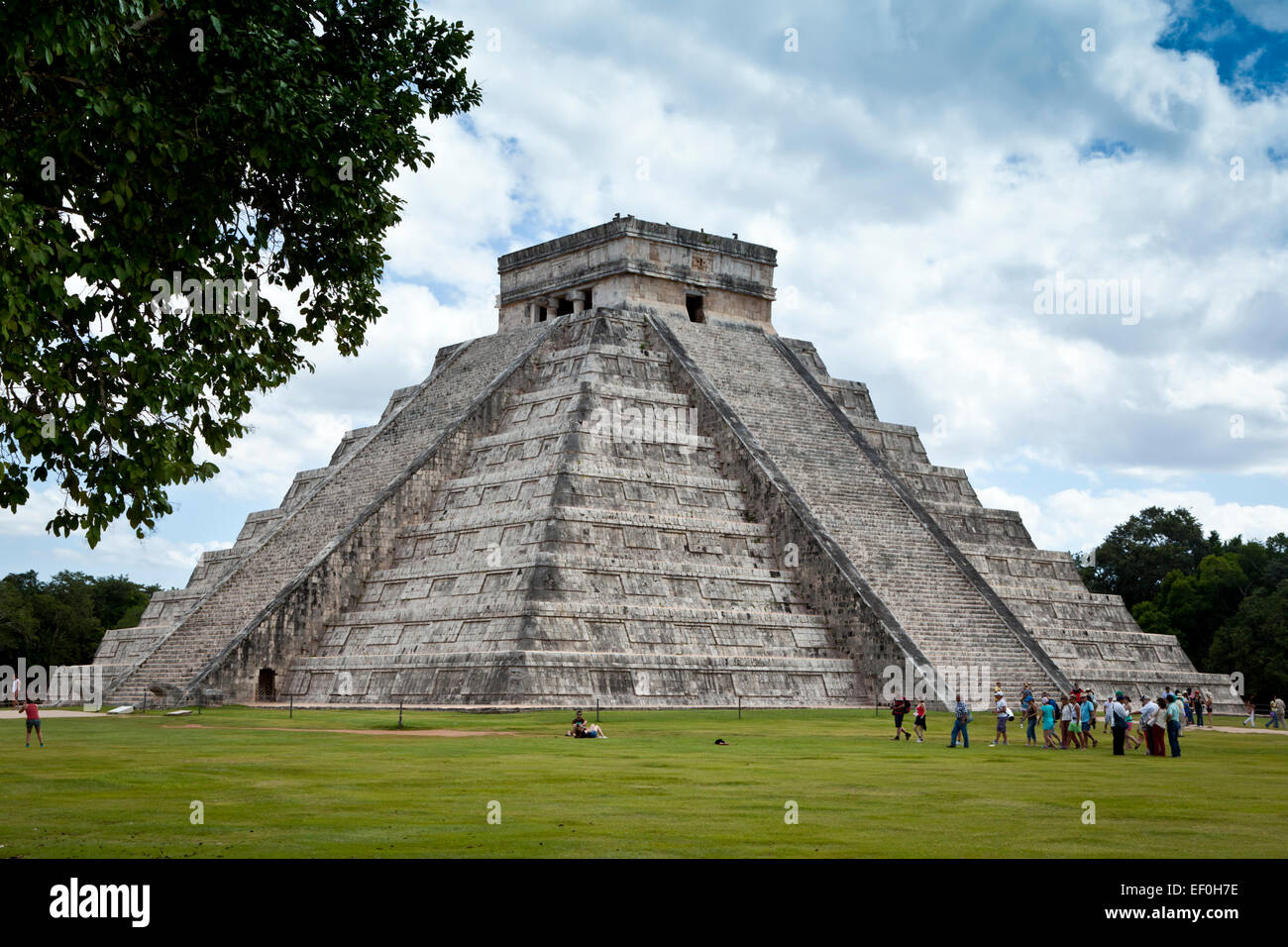 Chitchen Itza in Mexico Stock Photo - Alamy